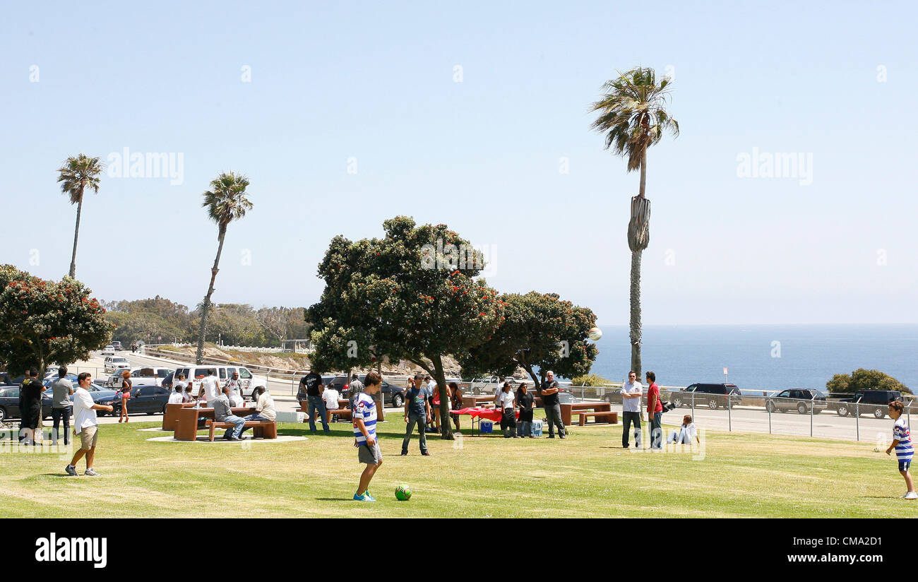 SHAUN WRIGHT-PHILLIPS & ASHLEY COLE & DIDIER DROGBA & SOLOMON KALOU ...