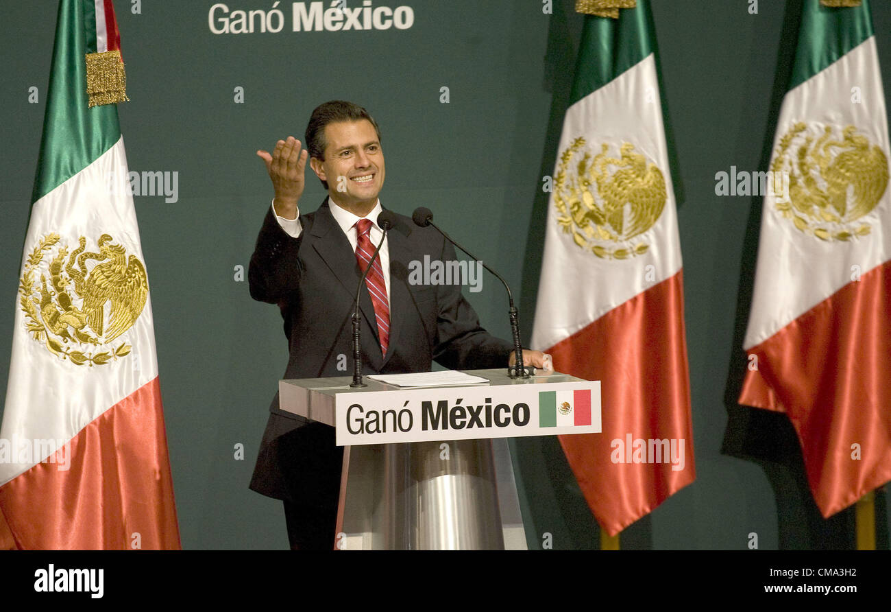 Pri mexico 20th century hi-res stock photography and images - Alamy