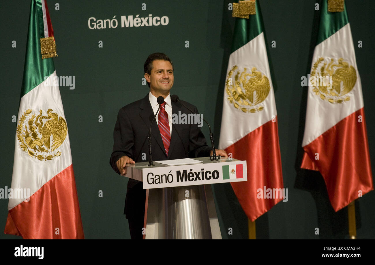 Pri mexico 20th century hi-res stock photography and images - Alamy