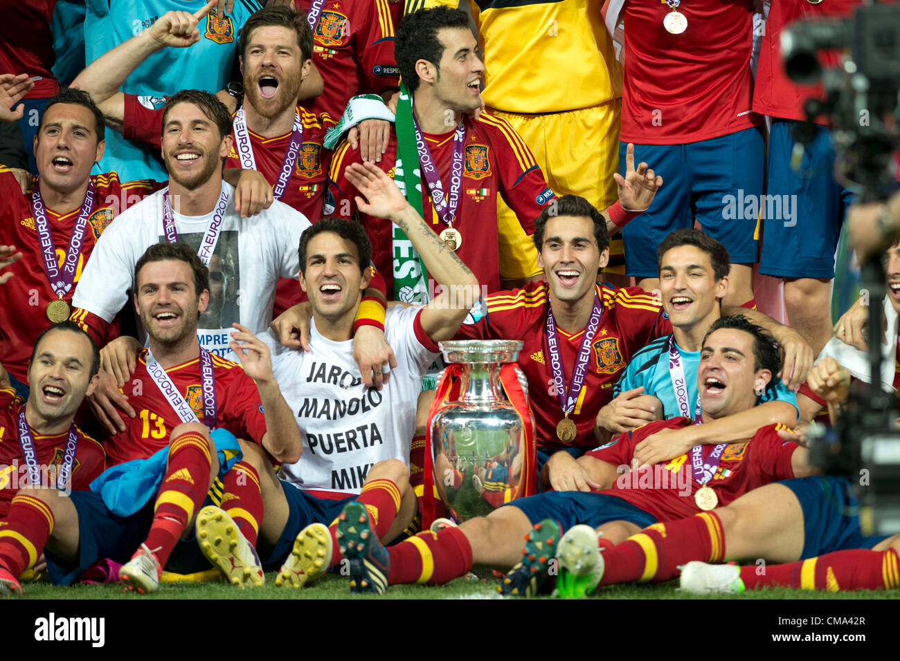 Spain euro 2012 final trophy hi-res stock photography and images - Alamy