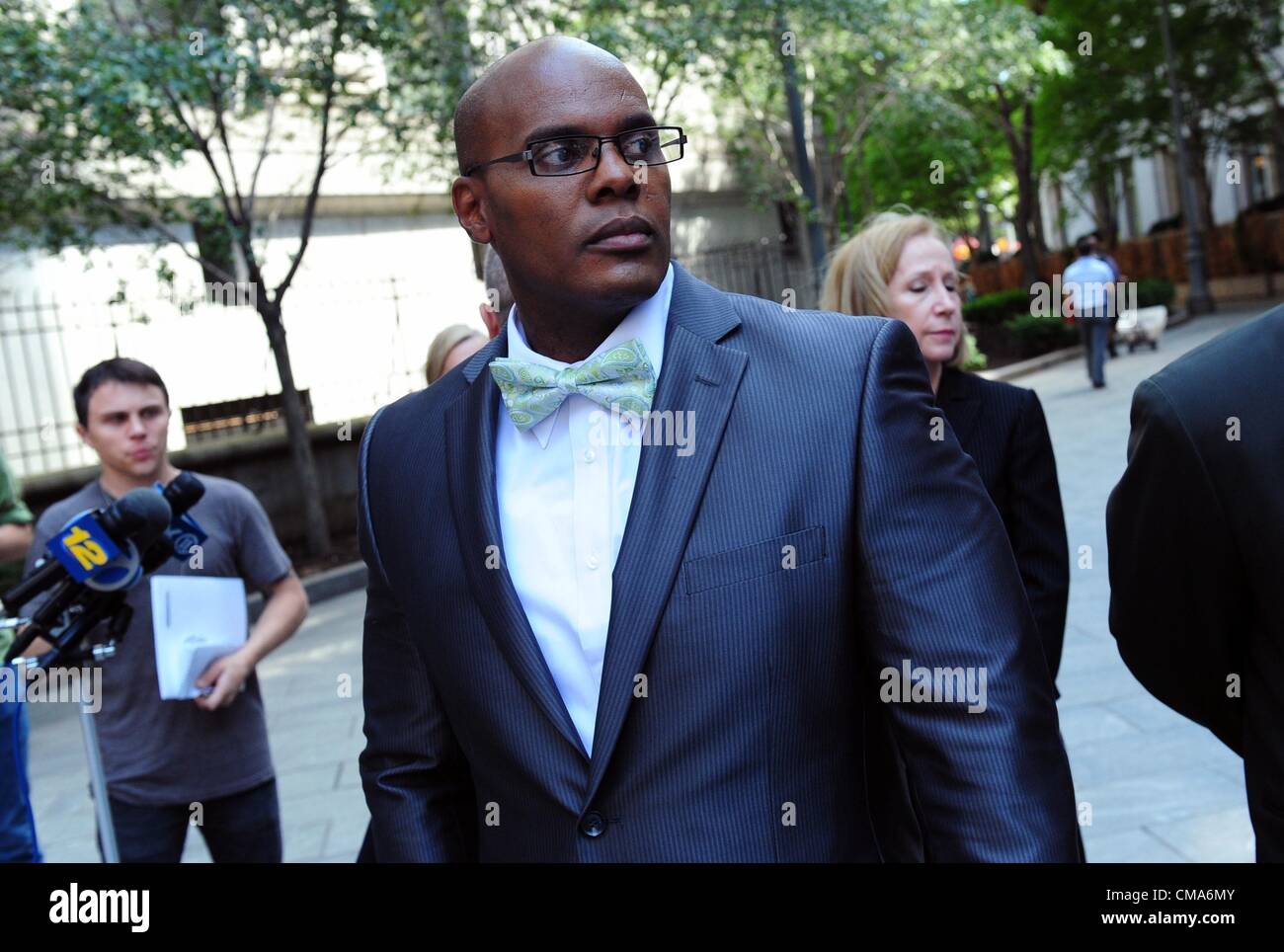 July 2, 2012 - Manhattan, New York, U.S. - KENNETH CHAMBERLAIN, JR ...