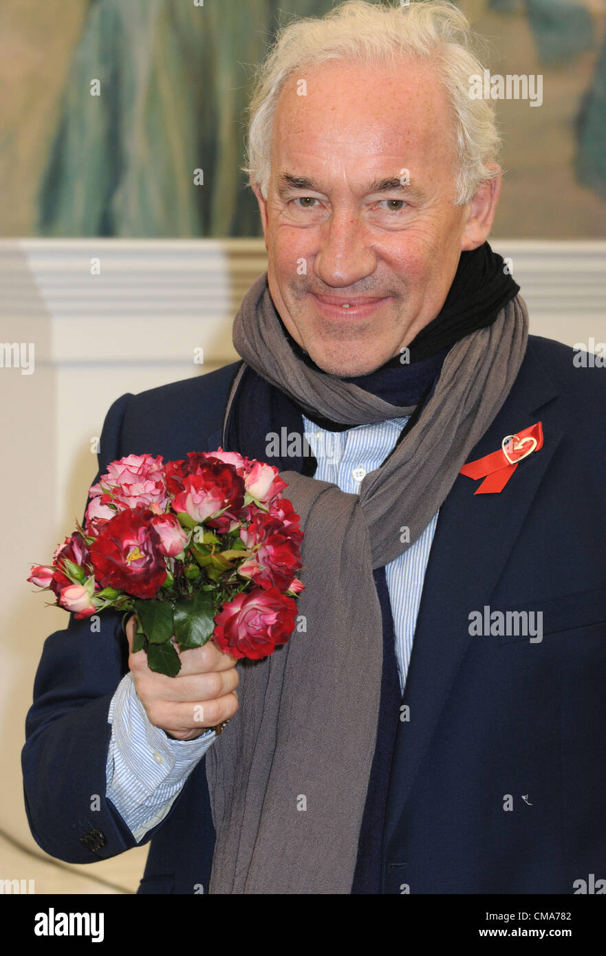 Hampton court flower show press hi-res stock photography and images - Alamy