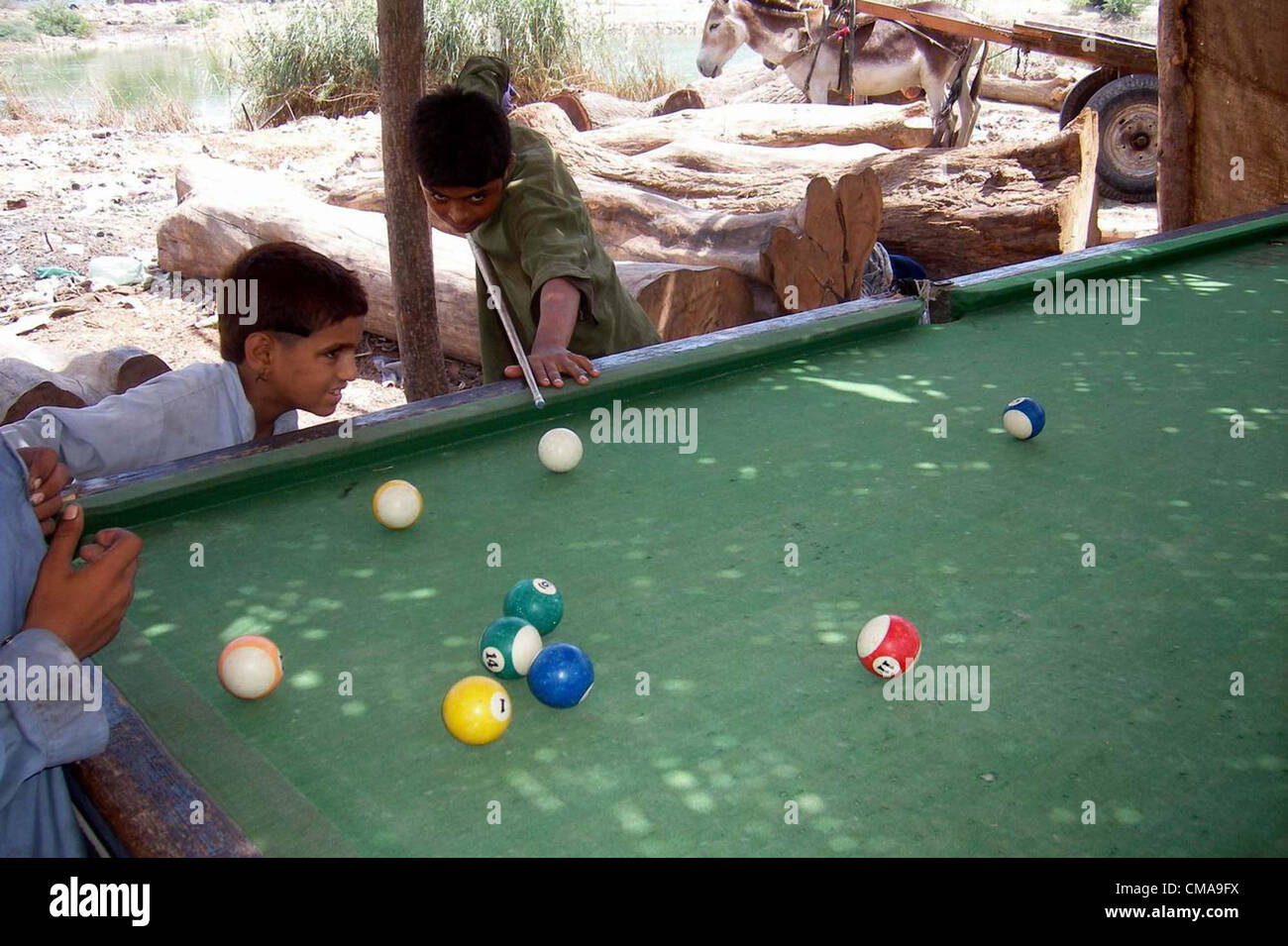 Children snooker hi-res stock photography and images - Alamy