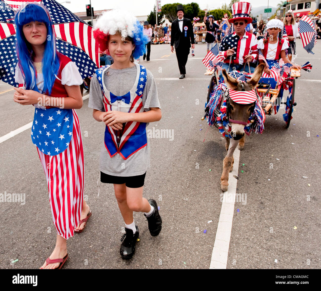 July 04, 2012 - Pacific Palisades, CA, USA - Participants march in the ...