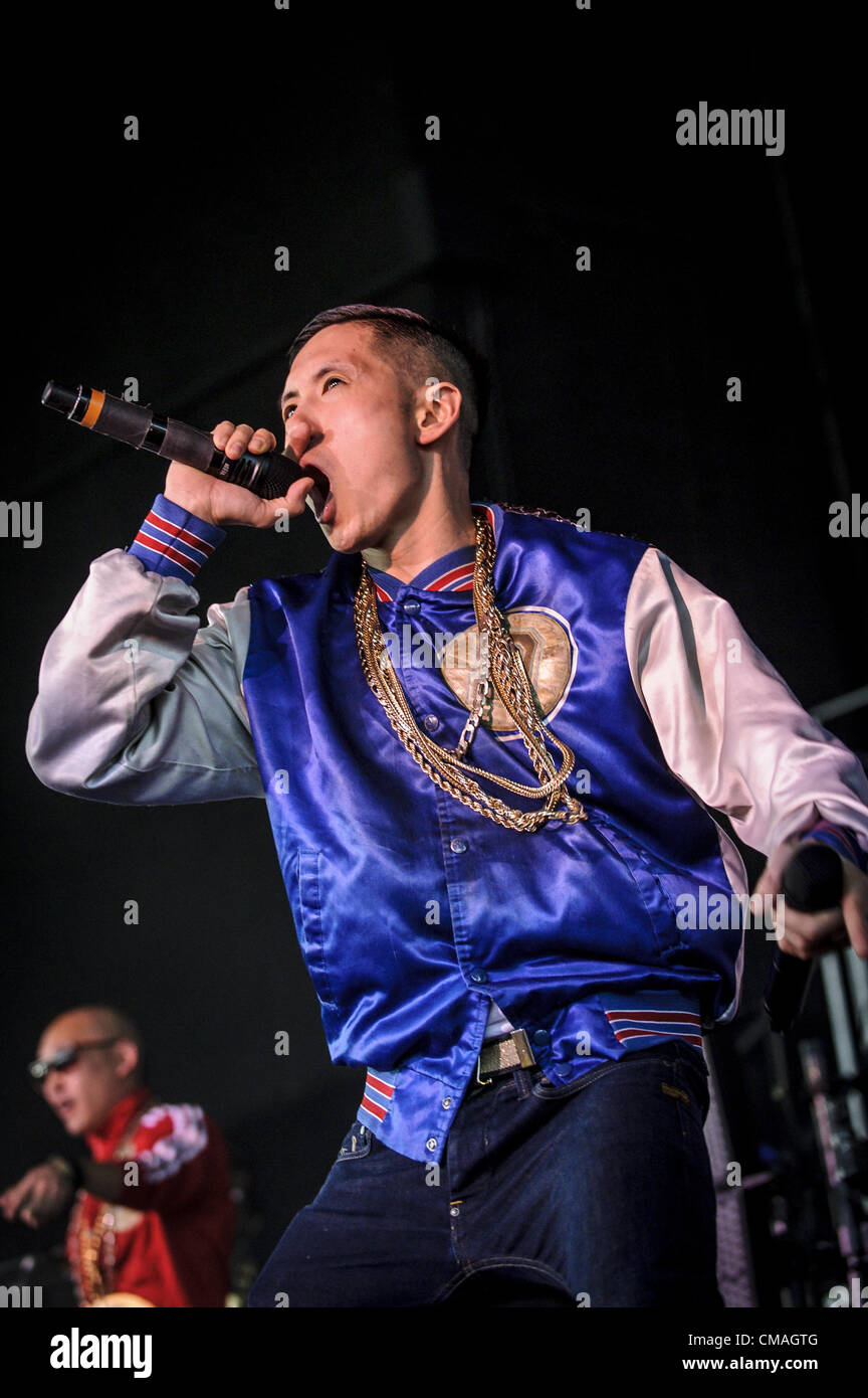 Kev nish far east movement hi-res stock photography and images - Alamy