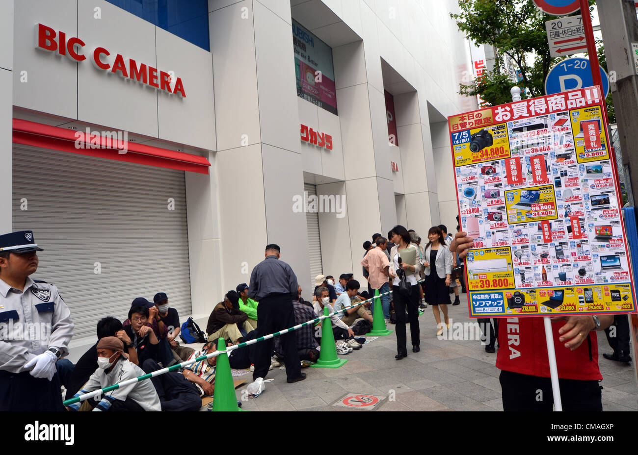 Bic cameras hi-res stock photography and images - Alamy