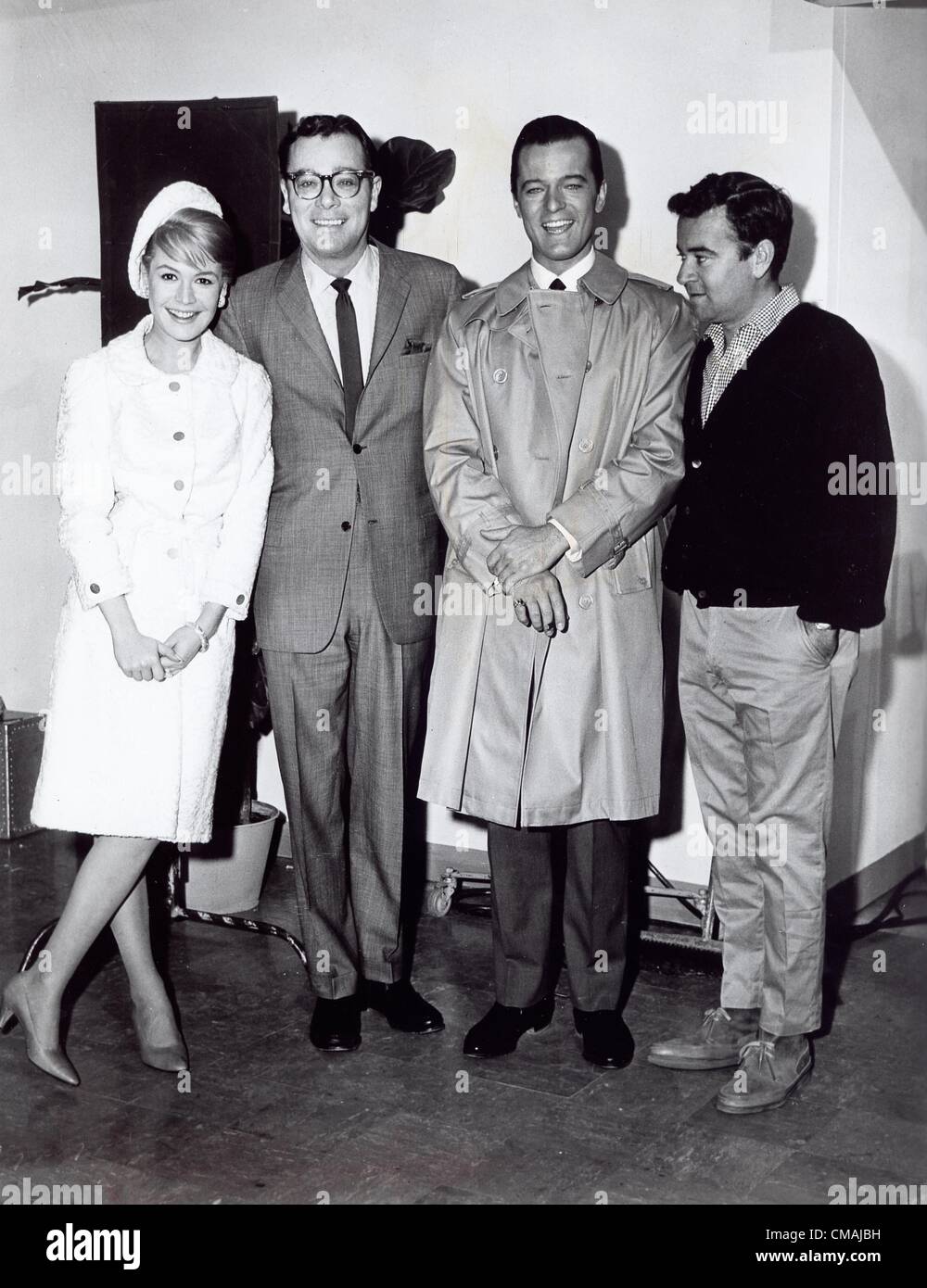 SANDRA DEE with producer Ross Hunter , Robert Goulet and director Jack ...