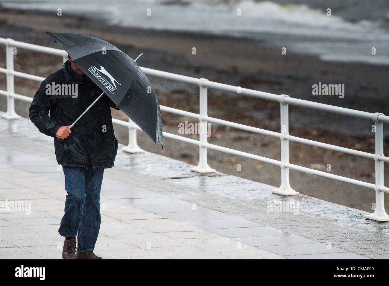 Unseasonable rainy hi-res stock photography and images - Alamy