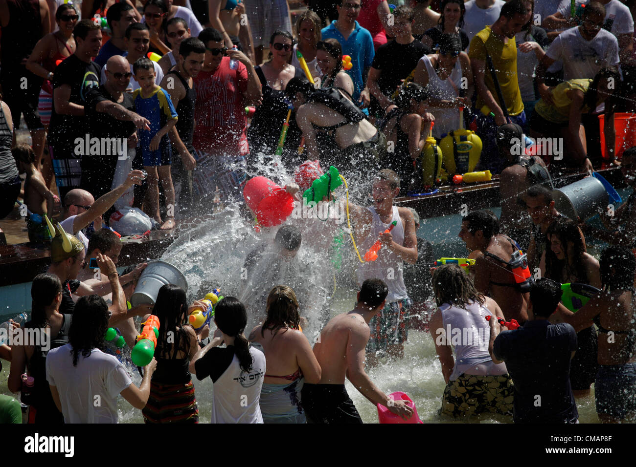 Youth in warfare hi-res stock photography and images - Alamy