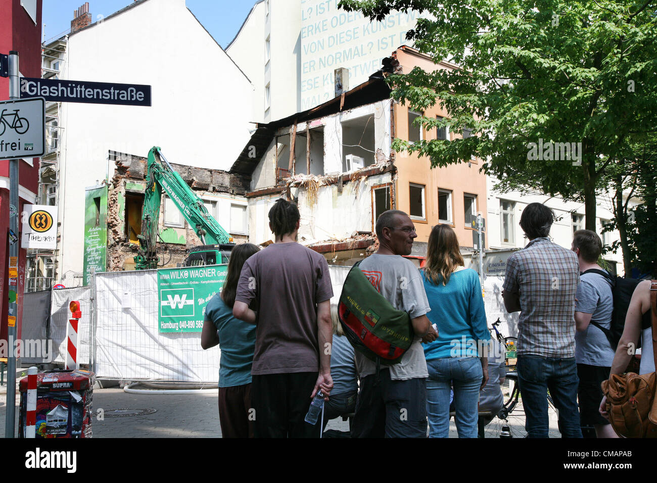 Breaking down the house Stock Photo - Alamy