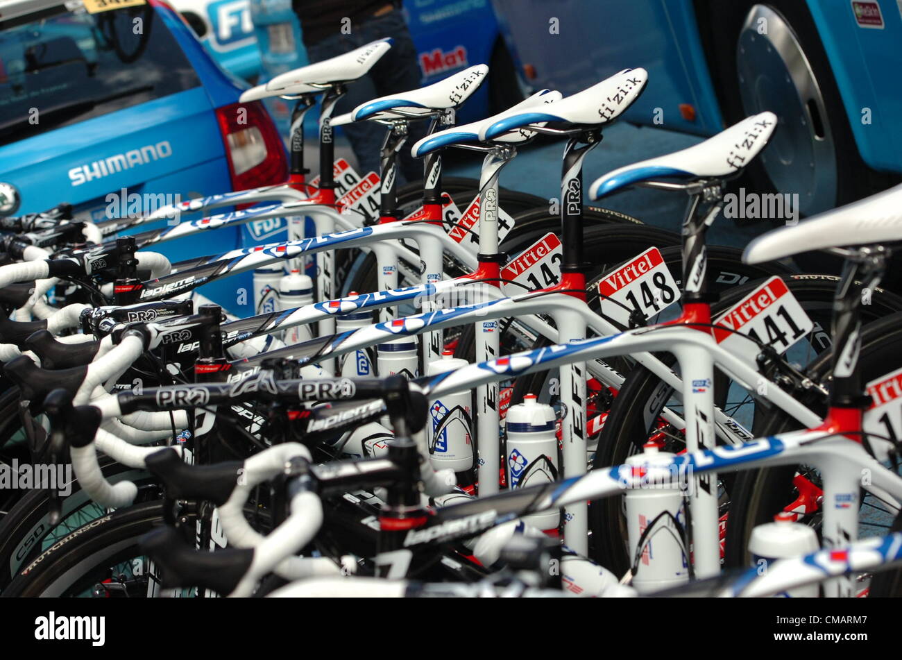 6 bikes hi-res stock photography and images - Alamy