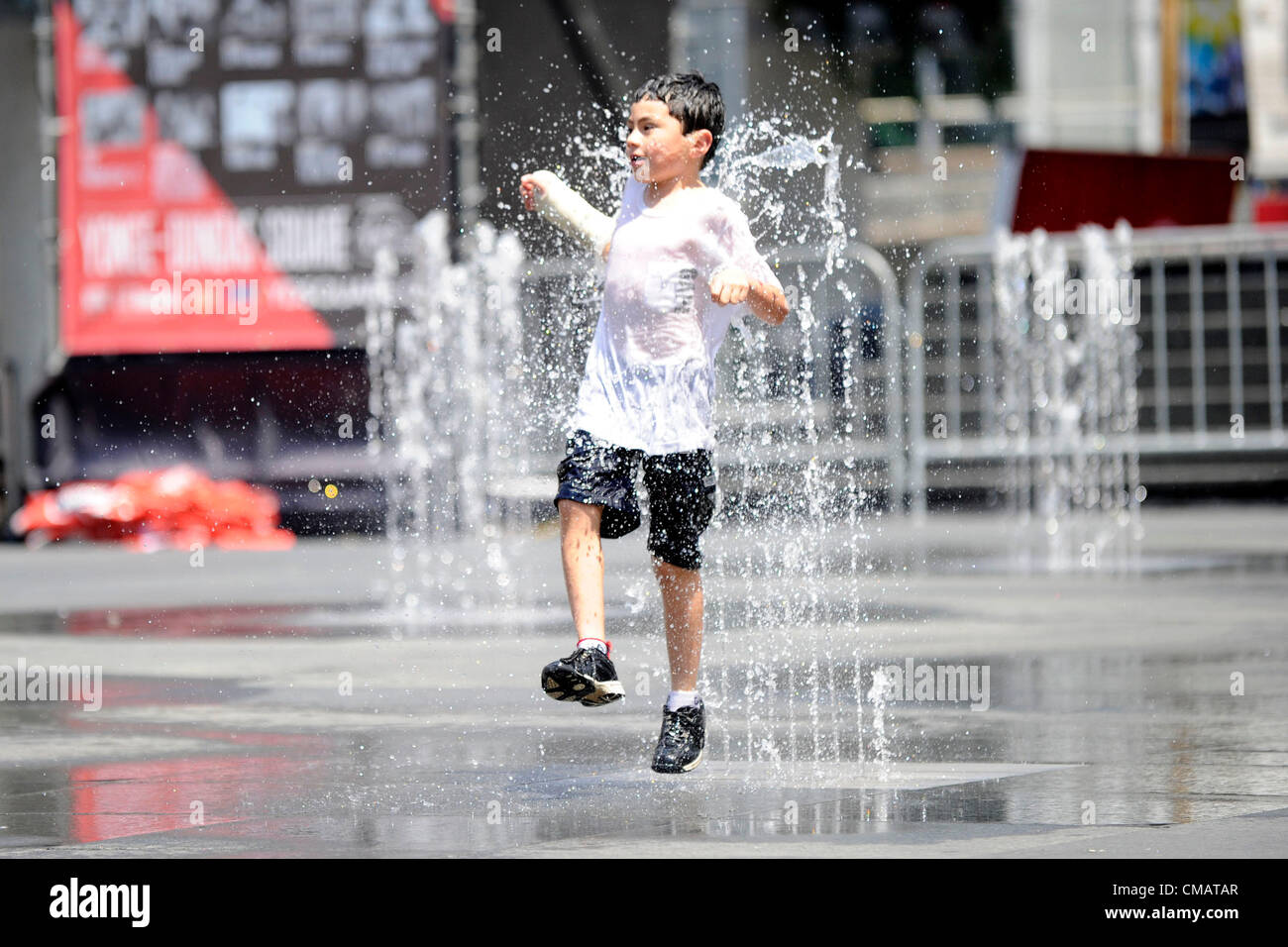 Record breaking temperature hi-res stock photography and images - Alamy