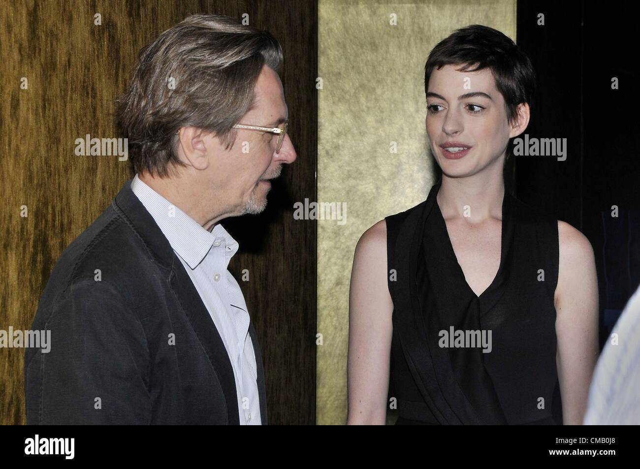 Gary Oldman, Anne Hathaway in attendance for Handprint Ceremony for ...