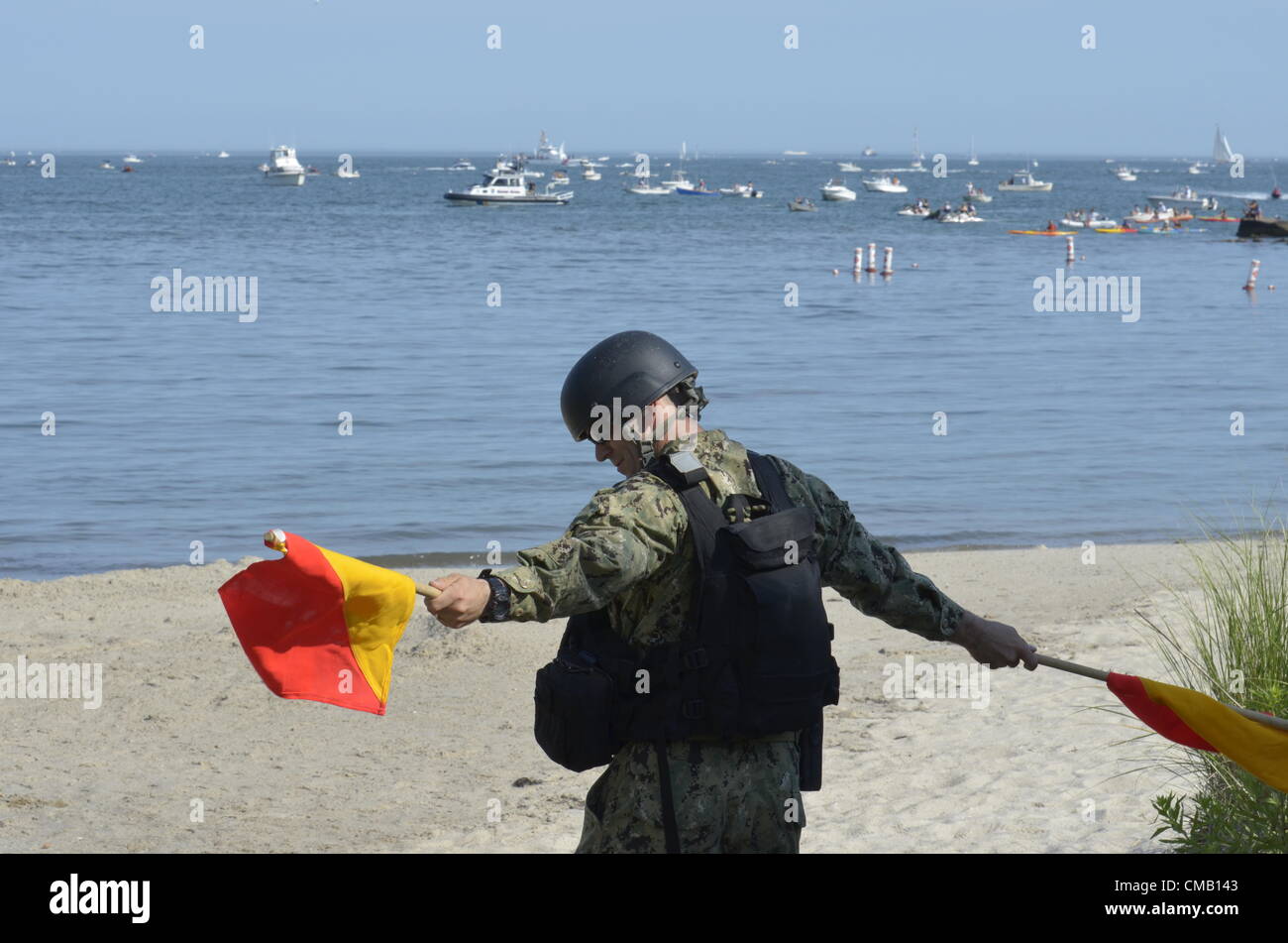 Navy summer uniform hi-res stock photography and images - Alamy