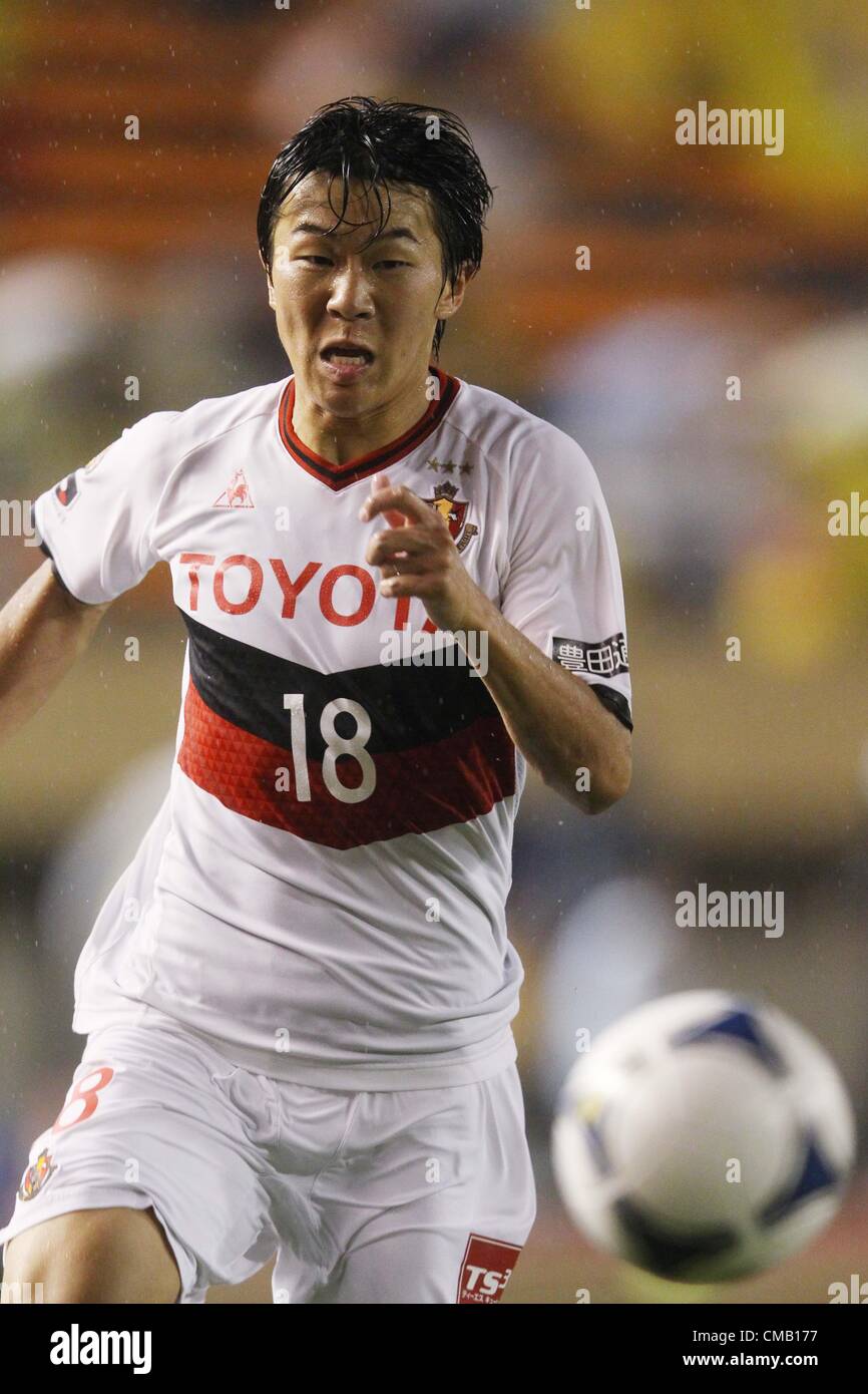 Kensuke Nagai (Grampus), JULY 7, 2012 - Football /Soccer : 2012 J.LEAGUE Division 1 between ...