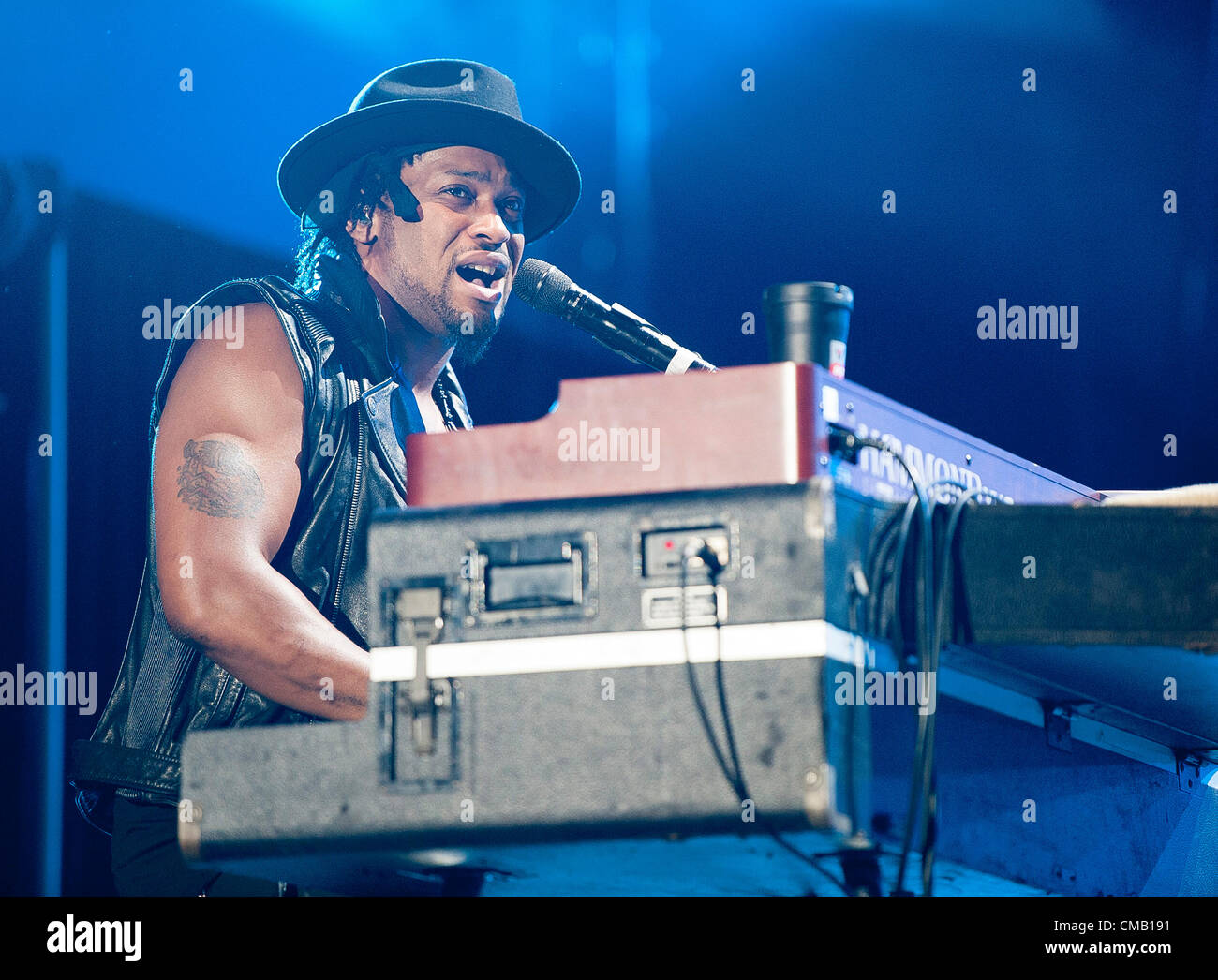 Jul 06, 2012 - New Orleans, Louisiana; USA - Musician D'ANGELO performs ...