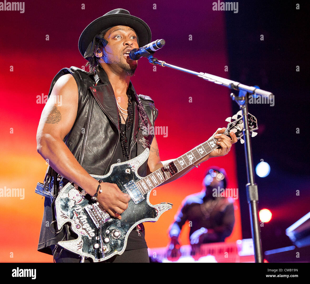 Jul 06, 2012 - New Orleans, Louisiana; USA - Musician D'ANGELO performs ...