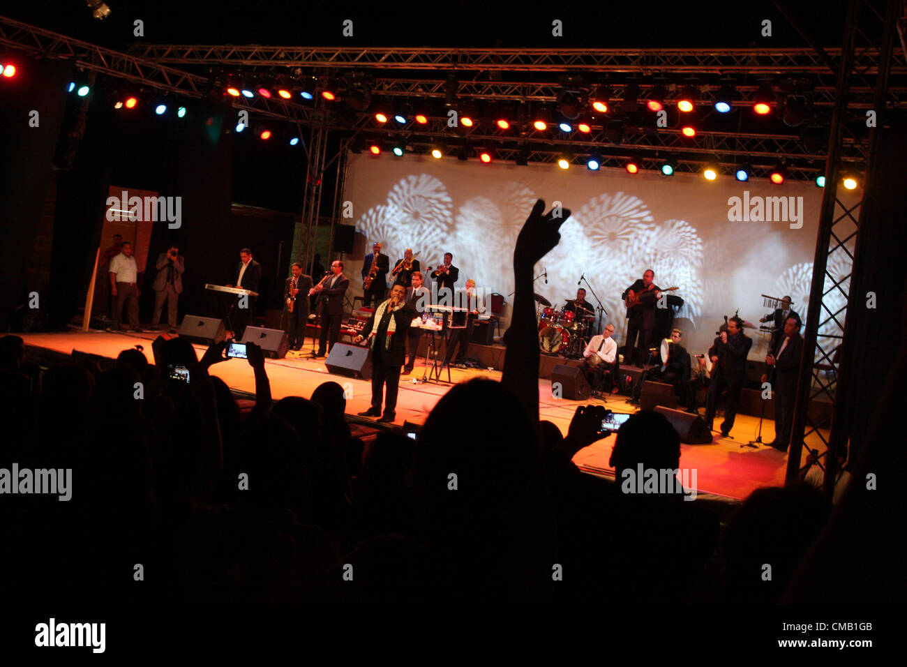 Egyptian singer mohamed fouad hi-res stock photography and images - Alamy