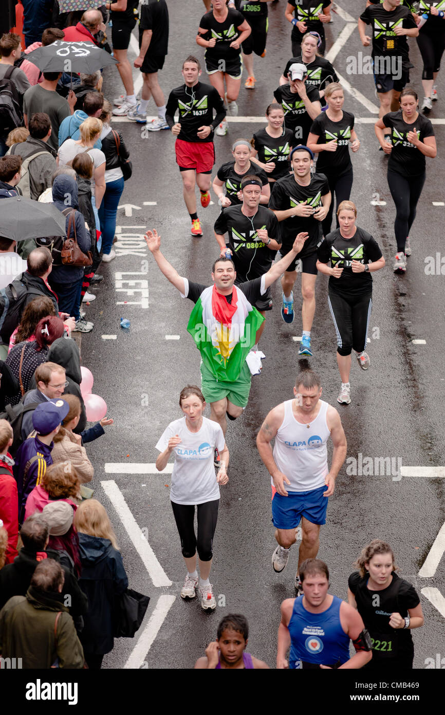 View from the Golden Jubilee/Hungerford Bridge of runners of the Nike ...