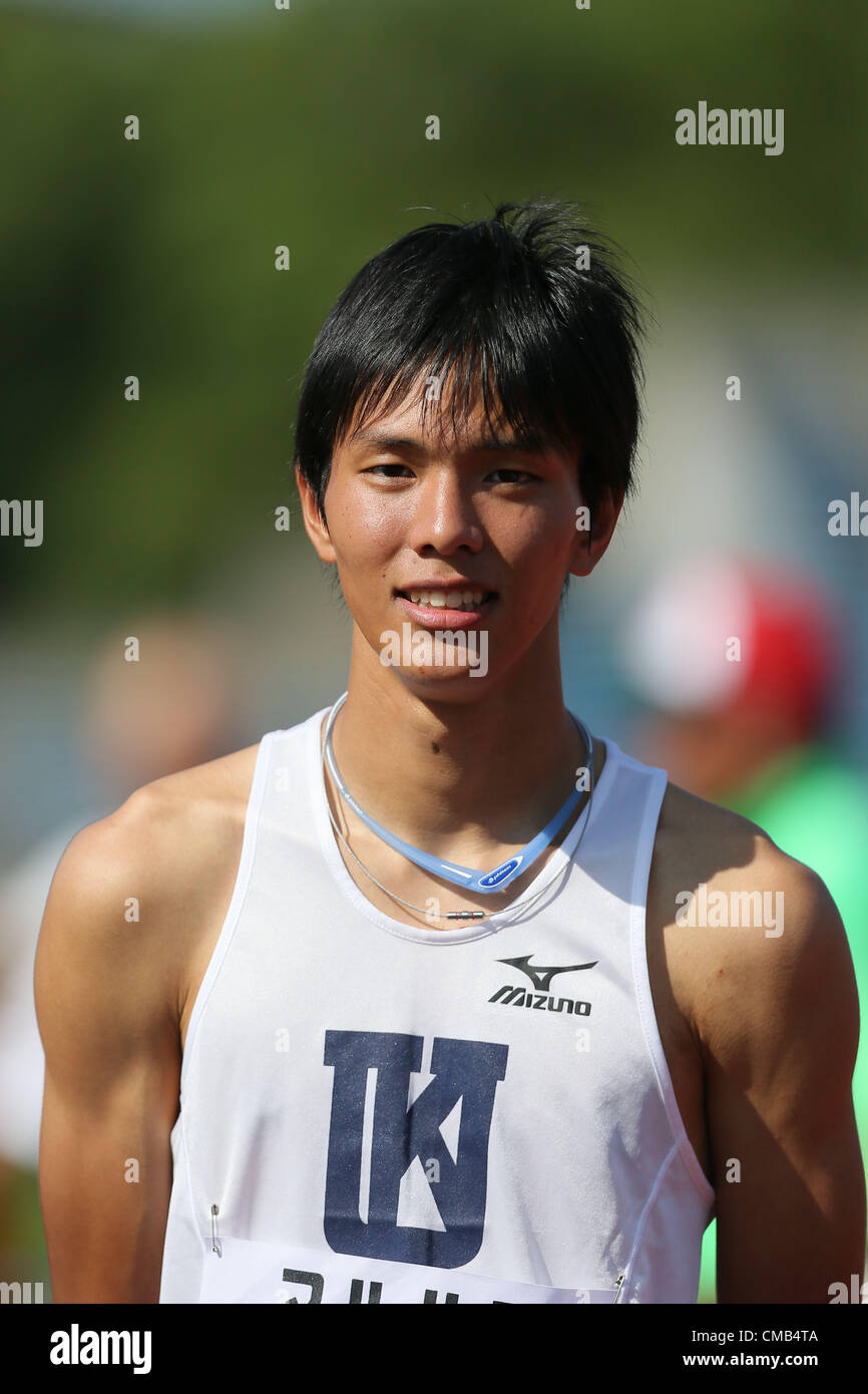 Yoshihiro azuma hi-res stock photography and images - Alamy