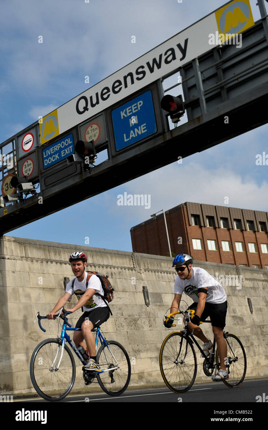 Liverpool Chester Bike Ride 8.7.12 Riders of all abilities take part in ...