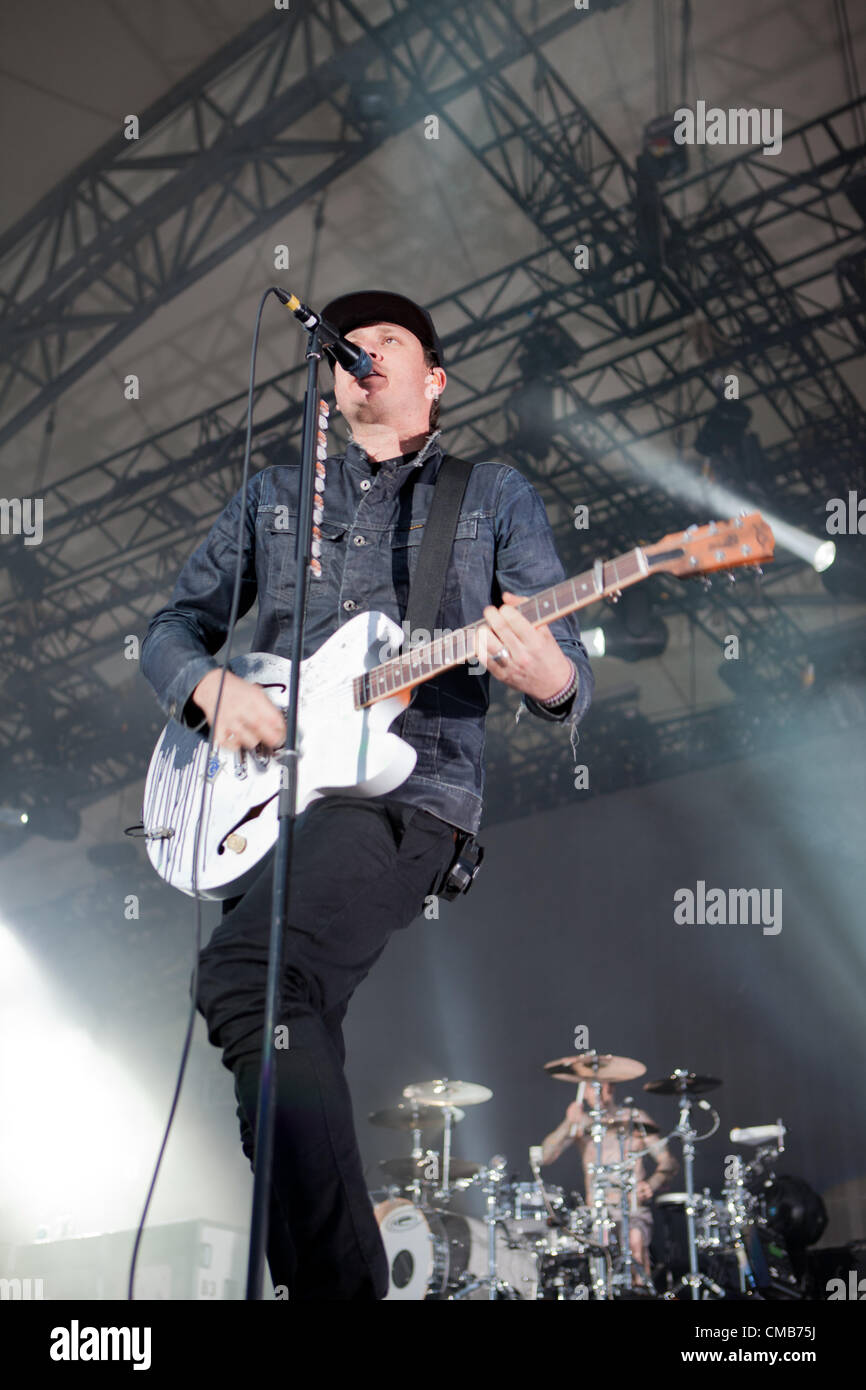 Tom Delonge Un Astronauta Solitario