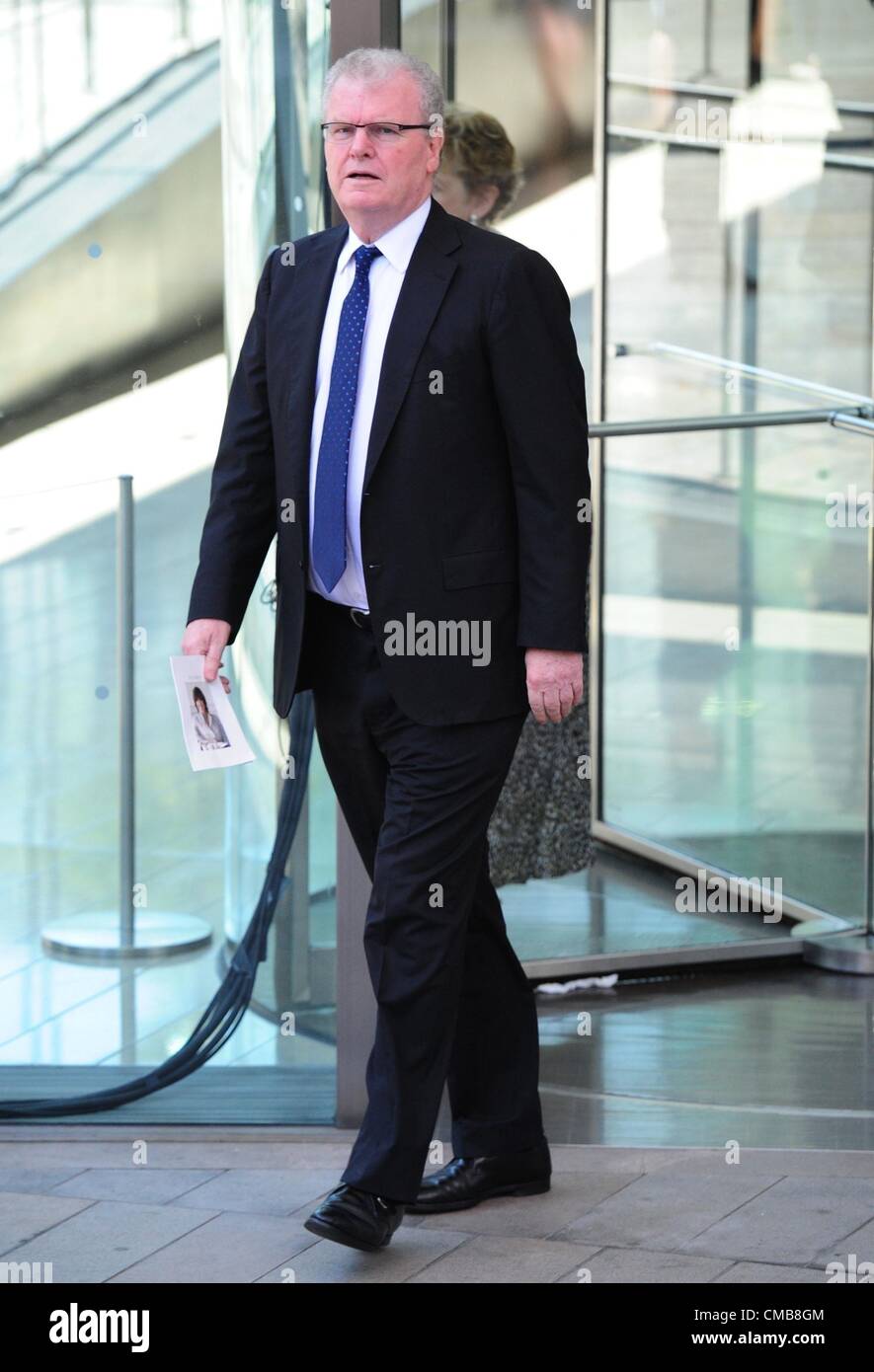 July 9, 2012 - Manhattan, New York, U.S. - HOWARD STRINGER following a ...