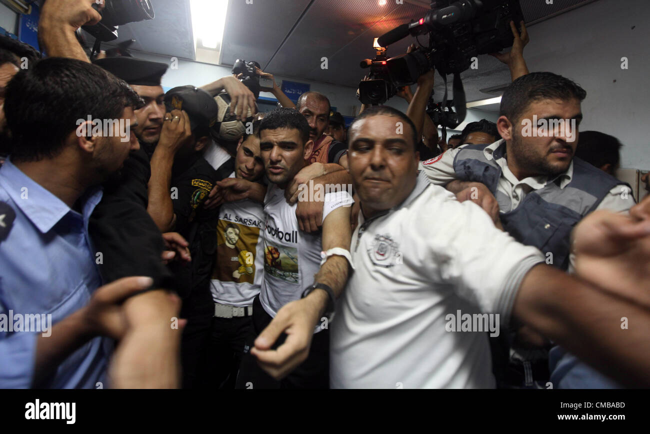 July 10, 2012 - Gaza City, Gaza Strip - Palestinian soccer player ...