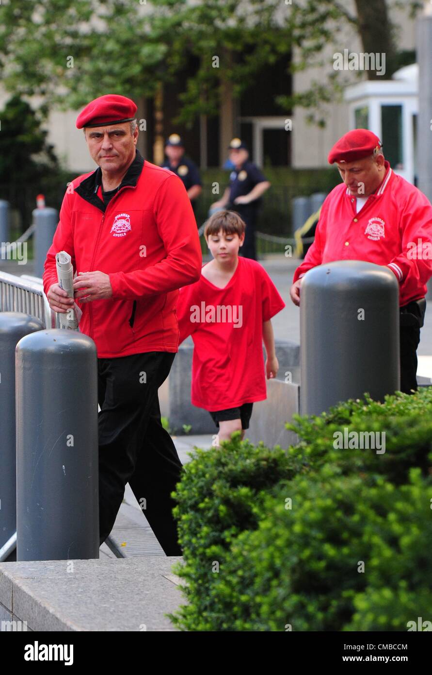 Curtis Sliwa Founder Stock Photos & Curtis Sliwa Founder Stock Images ...