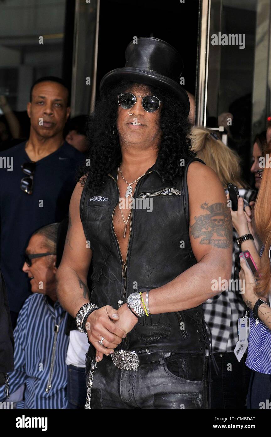 Slash on the red carpet hi-res stock photography and images - Alamy