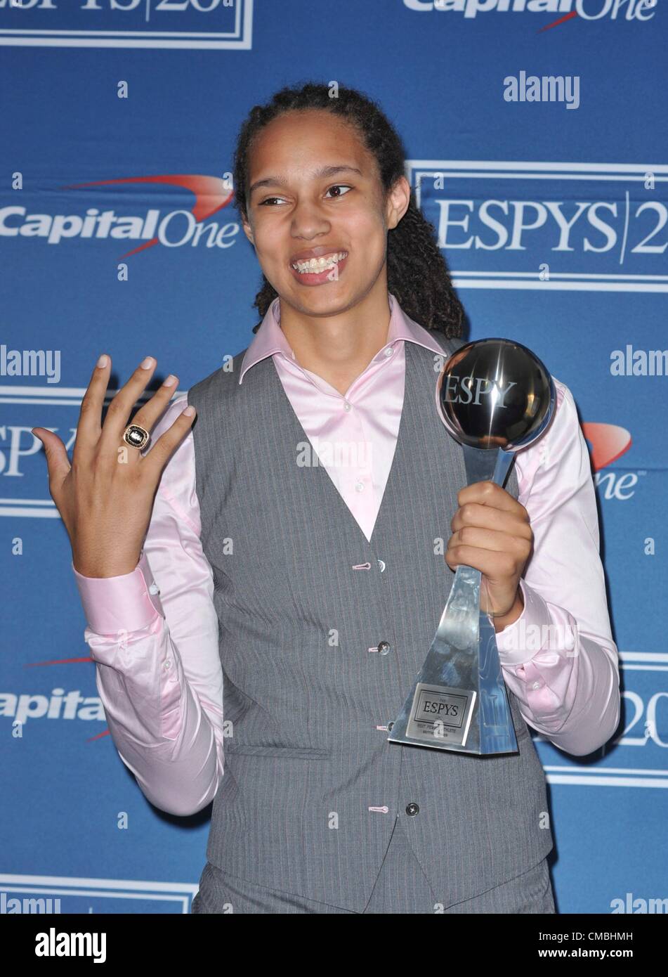 Brittney Griner Hand Size