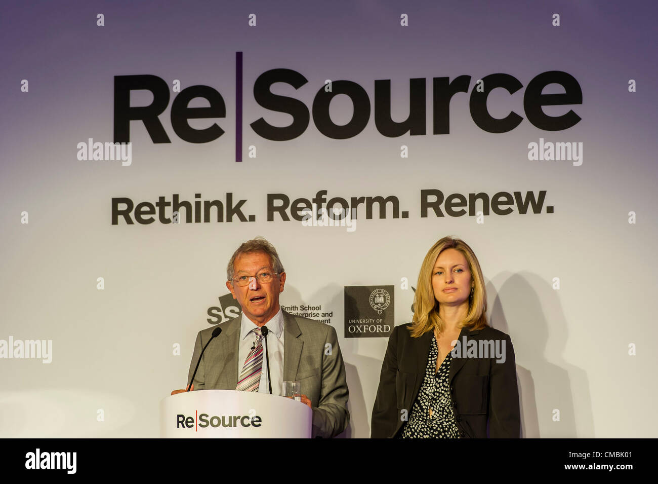 Professor david king hi-res stock photography and images - Alamy