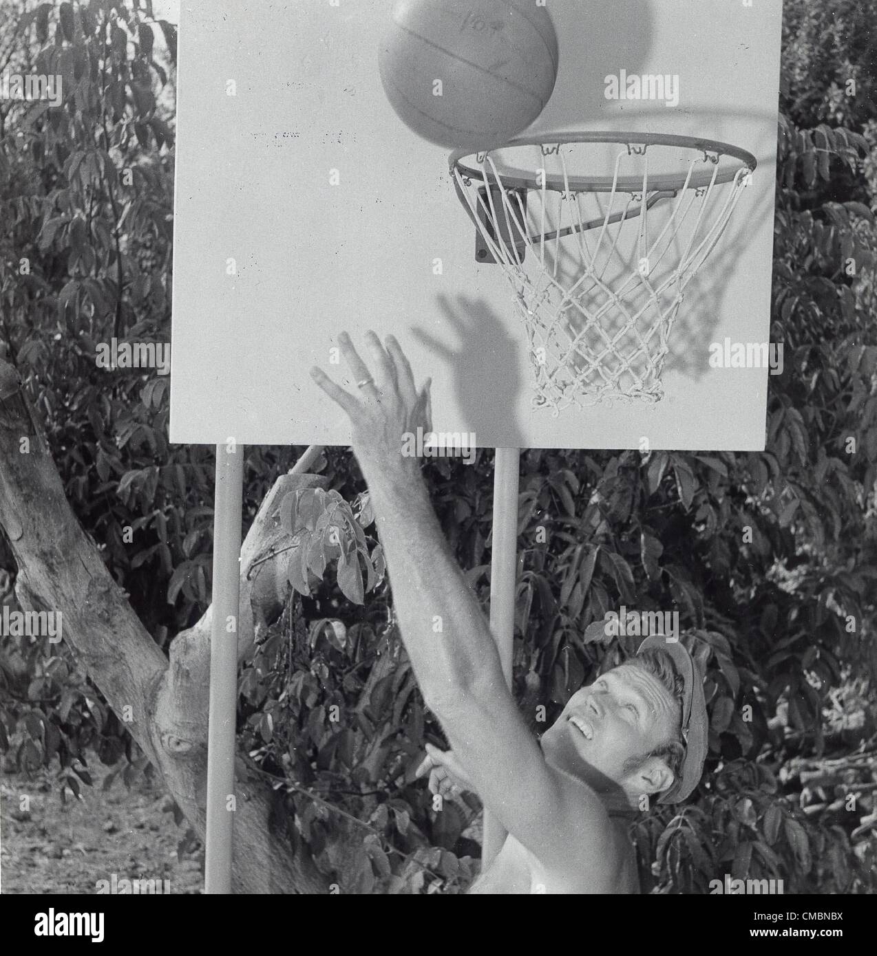 CHUCK CONNORS.AKA Kevin Joseph Aloysius Connors.Supplied by Photos inc ...