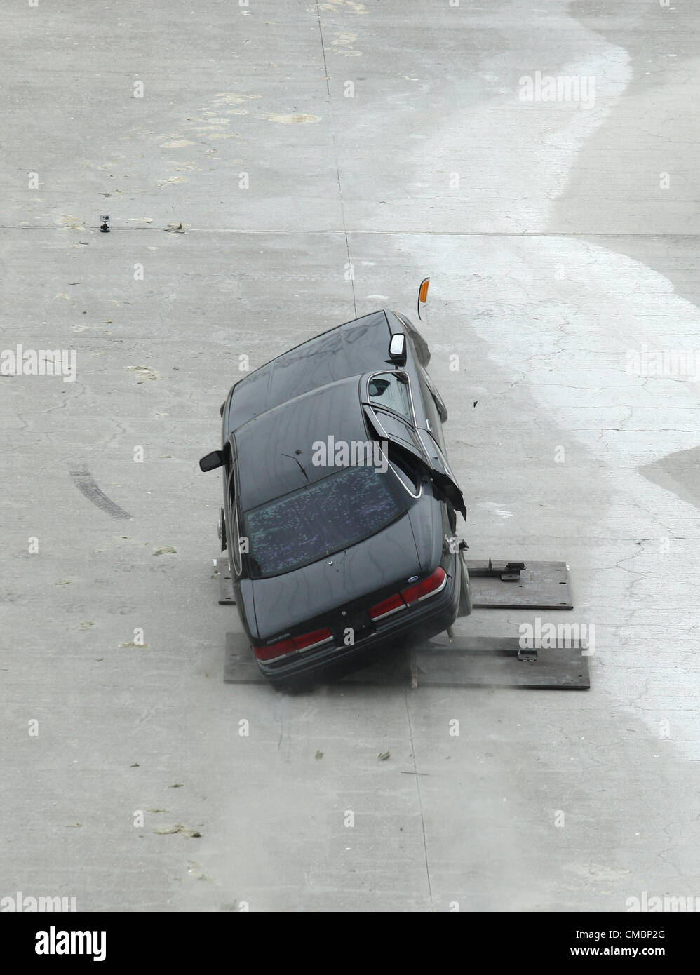 Richard hammond crash hi-res stock photography and images - Alamy