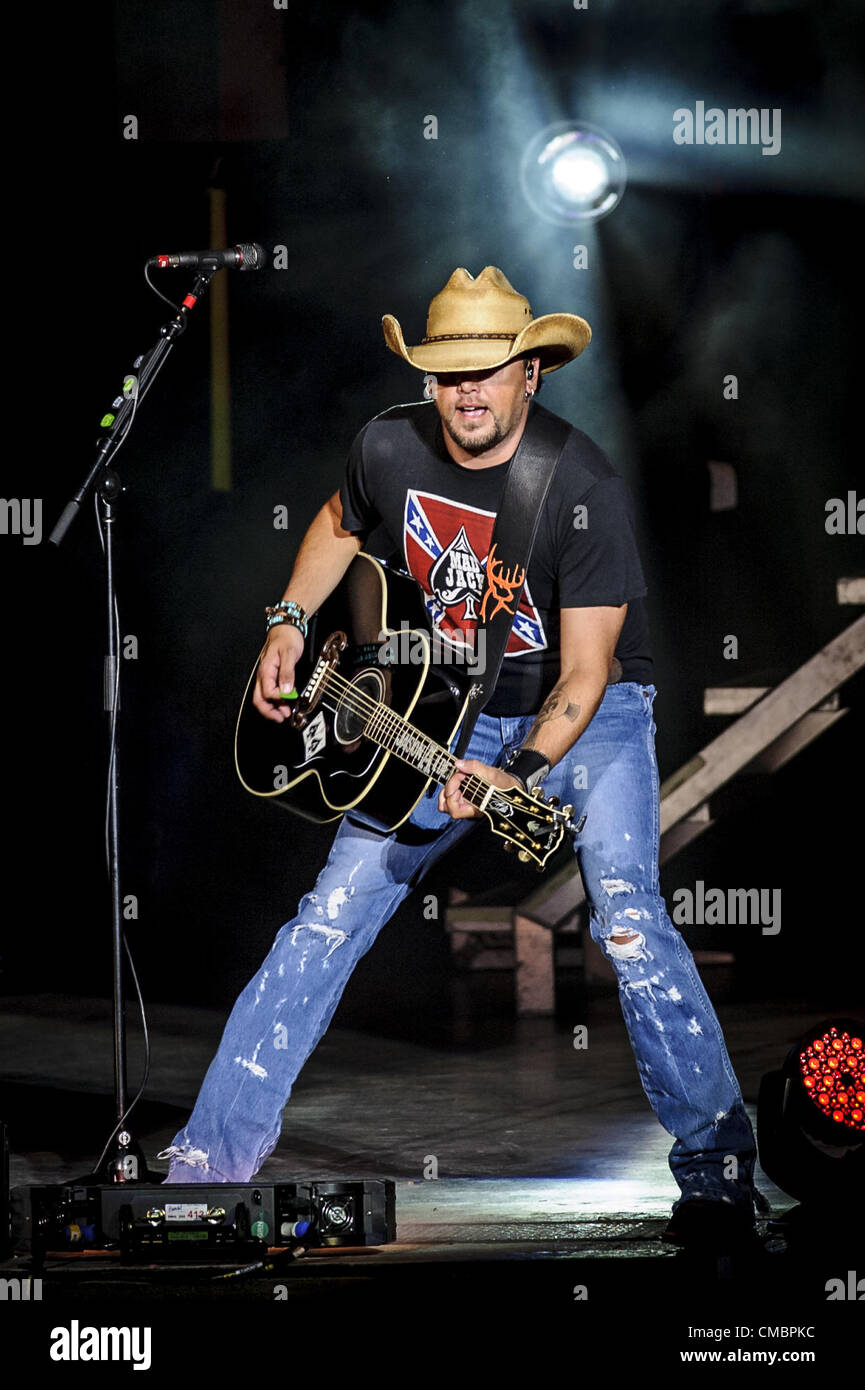 July 12, 2012 - Toronto, Ontario, Canada - American country music ...