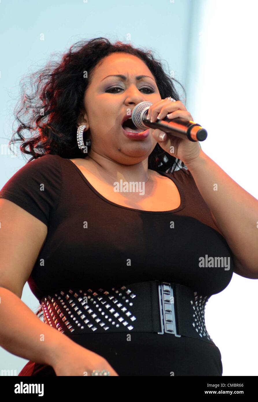 Gwen Dickey Rose Royce High Resolution Stock Photography and Images - Alamy