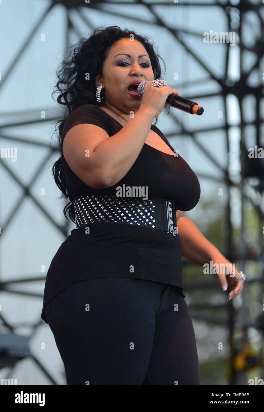Gwen dickey rose royce hi-res stock photography and images - Alamy