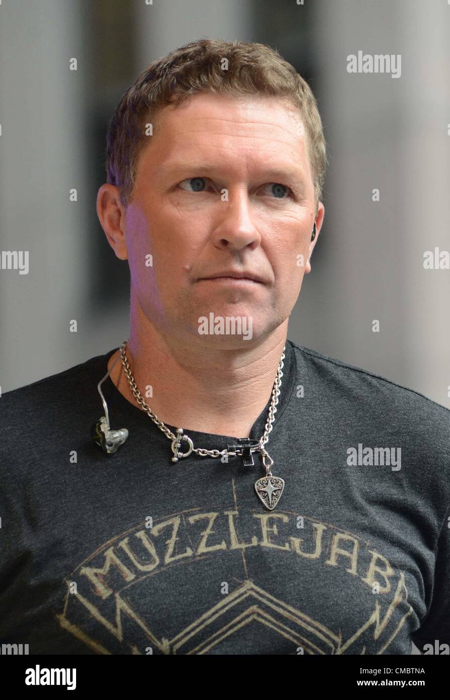 Craig Moran (at the Fox & Friends All American Concert Series) out and ...