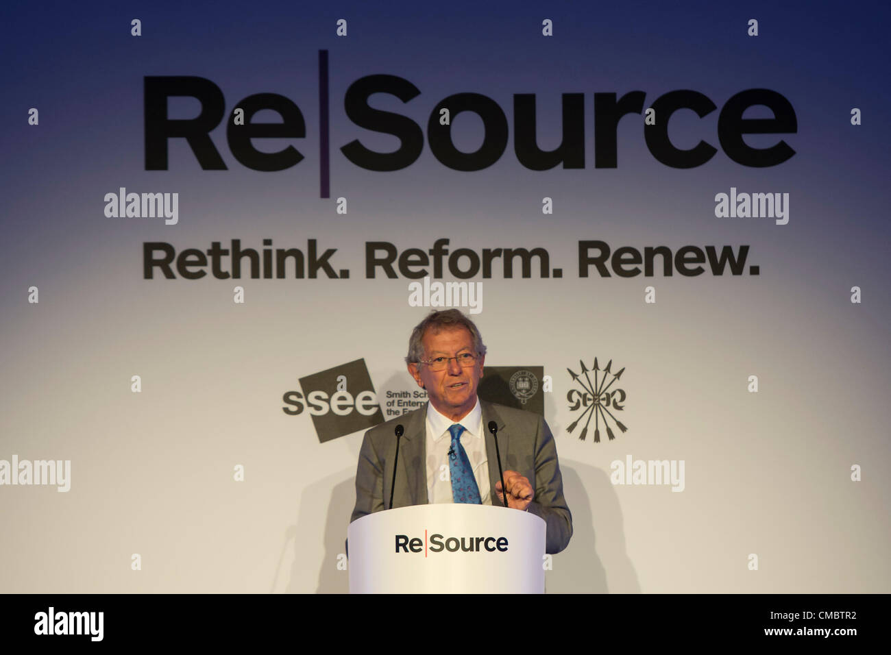 Professor david king hi-res stock photography and images - Alamy