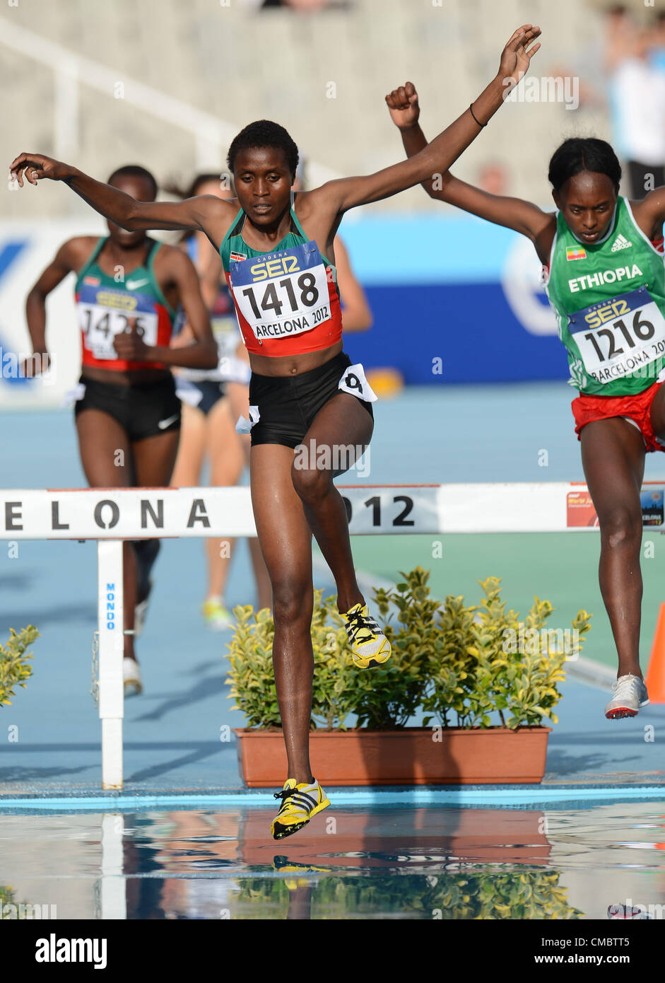 Junior 3000m hi-res stock photography and images - Alamy