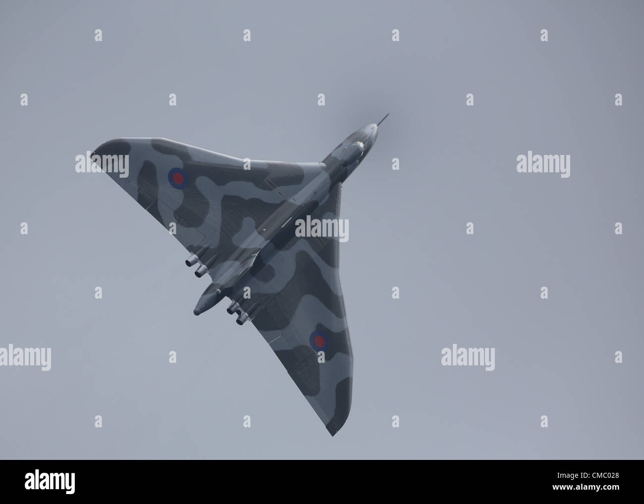 Flying vulcan hi-res stock photography and images - Alamy
