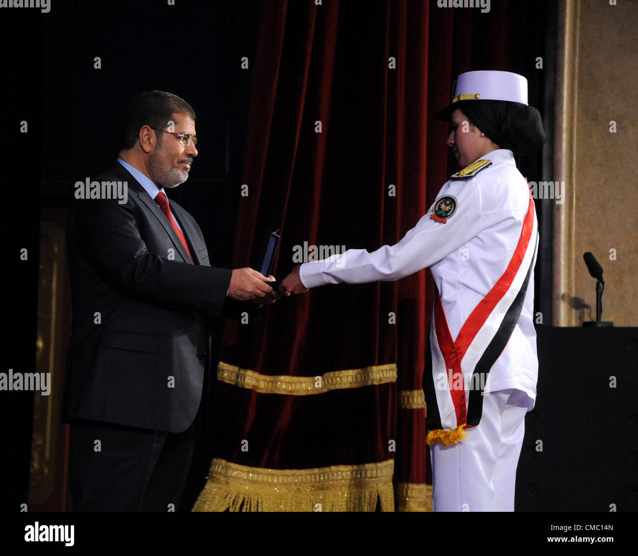 Egyptian police graduation ceremony hi-res stock photography and images ...