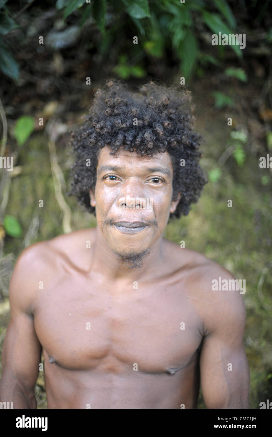 Kalinago tribe hi-res stock photography and images - Alamy
