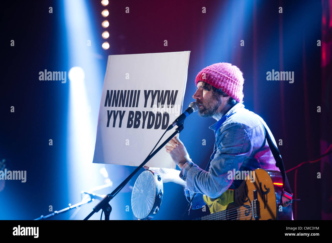 Gruff man hi-res stock photography and images - Alamy