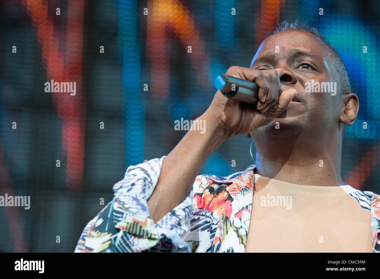 Philip bailey jr hi-res stock photography and images - Alamy