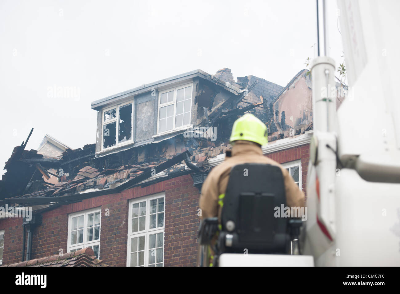 Elevated platform firefighter hi-res stock photography and images - Alamy