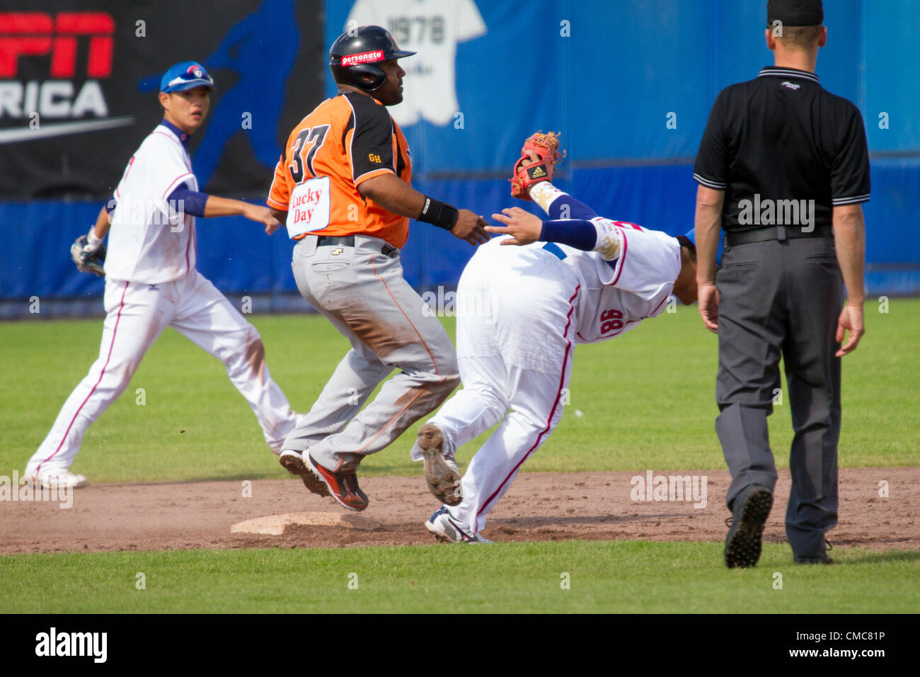 Han lin hi-res stock photography and images - Alamy