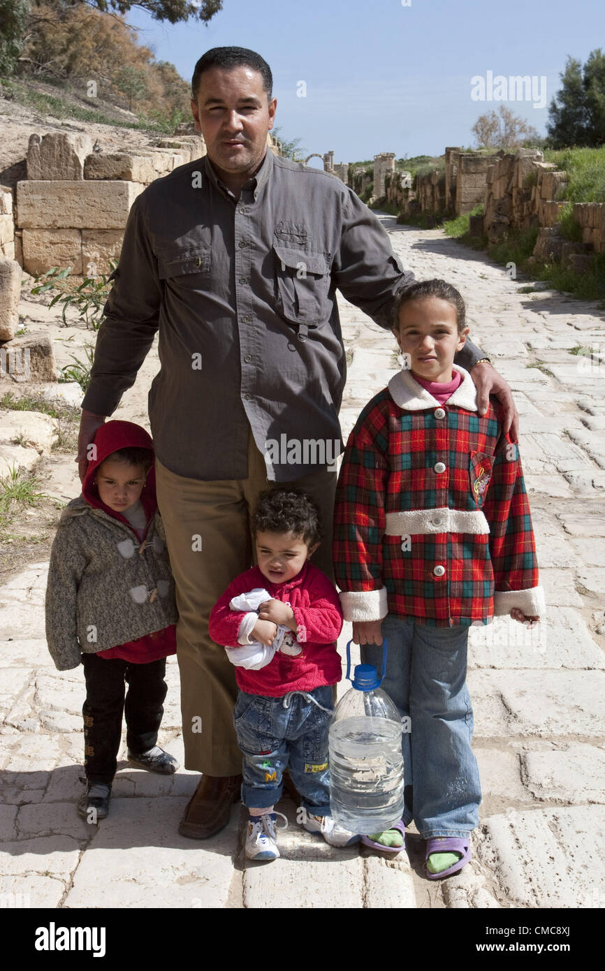 March 4, 2006 - Leptis Magna, Libya - Libyan family visiting Leptis ...