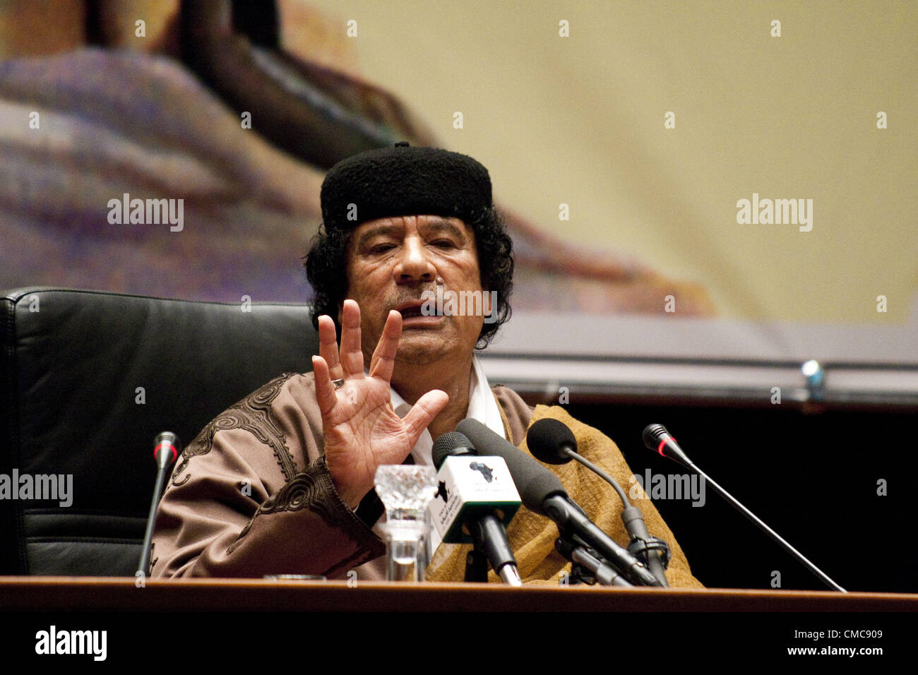 March 2, 2006 - Sirt, Libya - Gaddafi's speech at The General People's ...