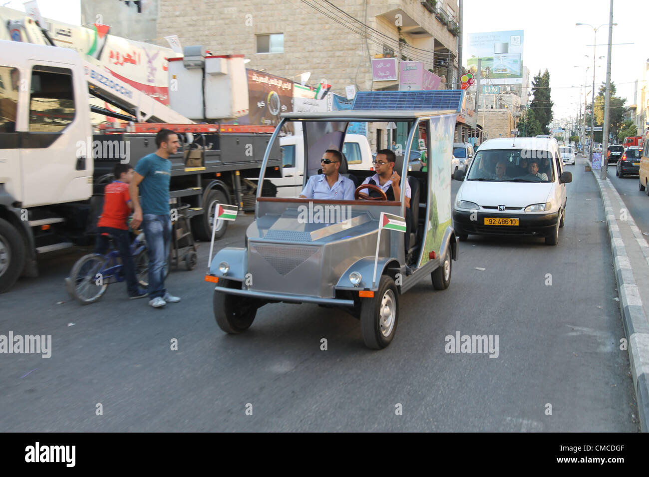 July 16, 2012 - Hebron, West Bank, Palestinian Territory - Palestinians ...